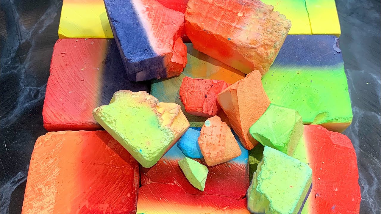 ASMR | two colour dyed chalk | crunchy | powdery | satisfying ...