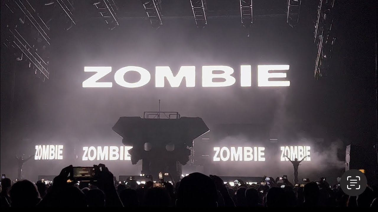 ROB ZOMBIE - The Triumph of King Freak (A Crypt of Preservation and ...