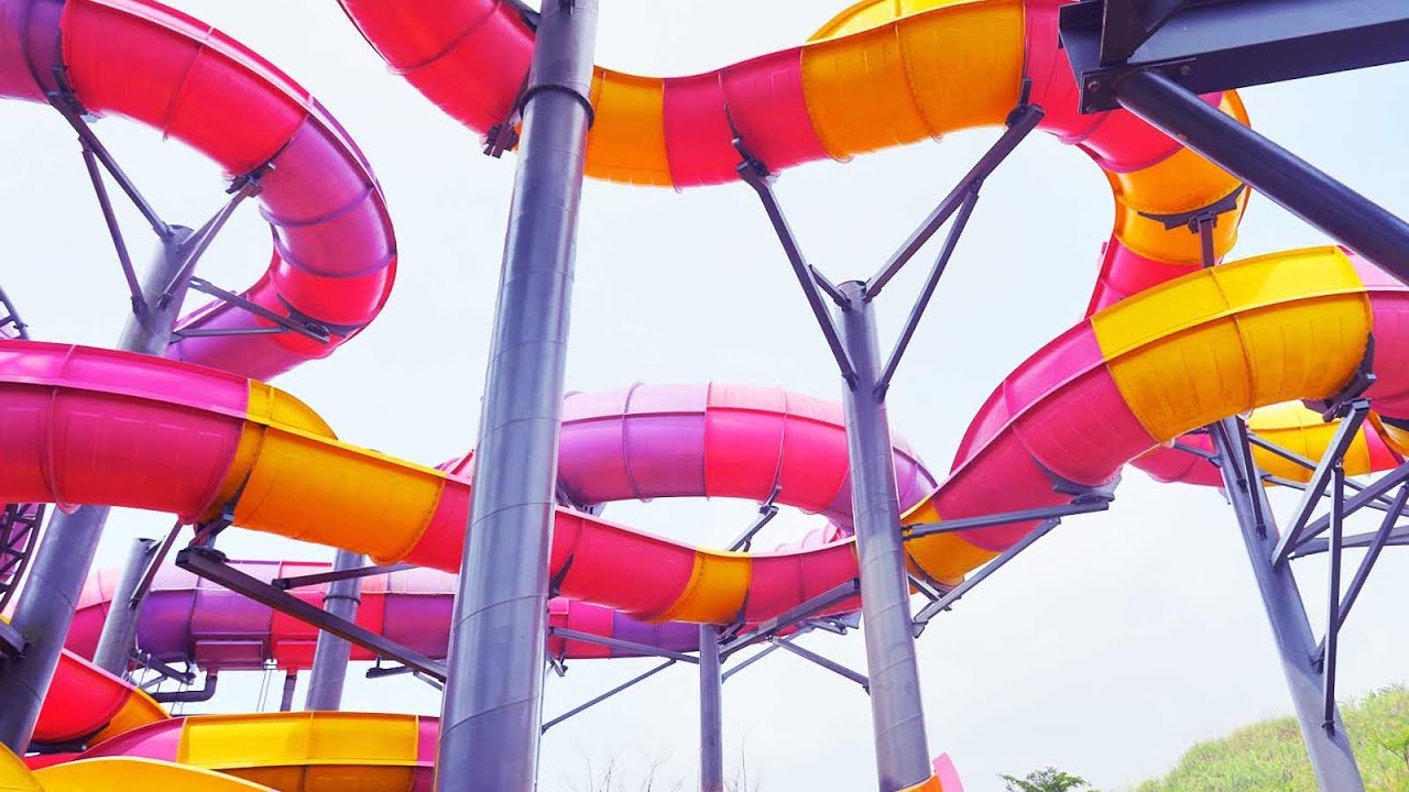 Wahoo Waterworld KBP - The Caterpillar - YouTube