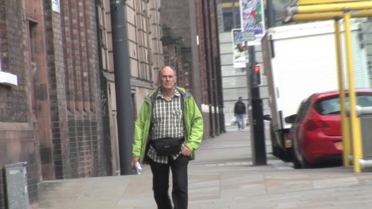 Learn more about Liverpool's Irish history on city walk - YouTube