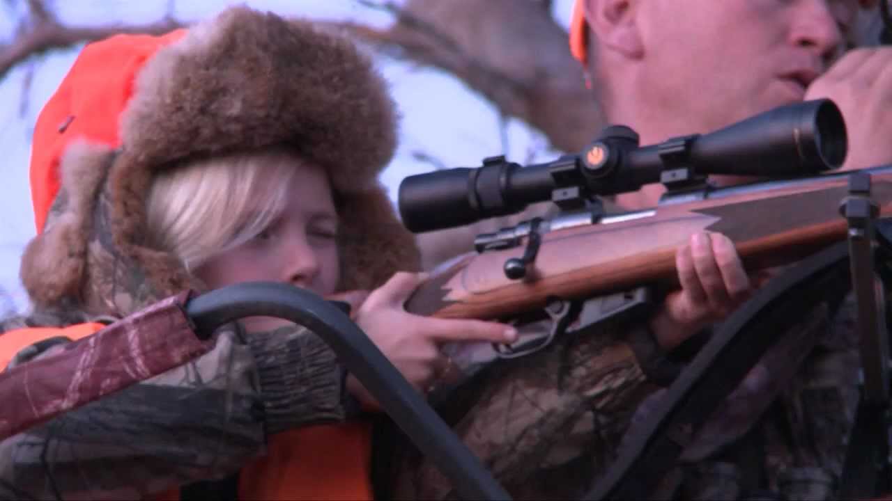 Triple MAG - Young Girl Hunting Deer with Rifle - Reality TV - YouTube