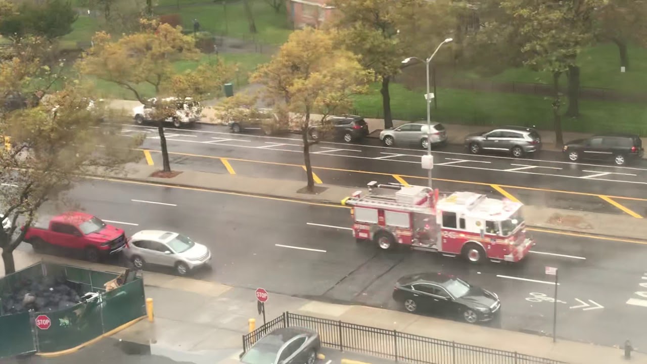 (Original Rig) Engine 245/Tower 161 responding. - YouTube