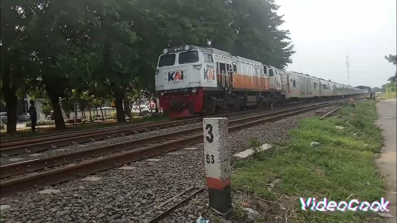 KA KERTAJAYA JAKARTA PASAR SENEN surabaya pasar TURI - YouTube