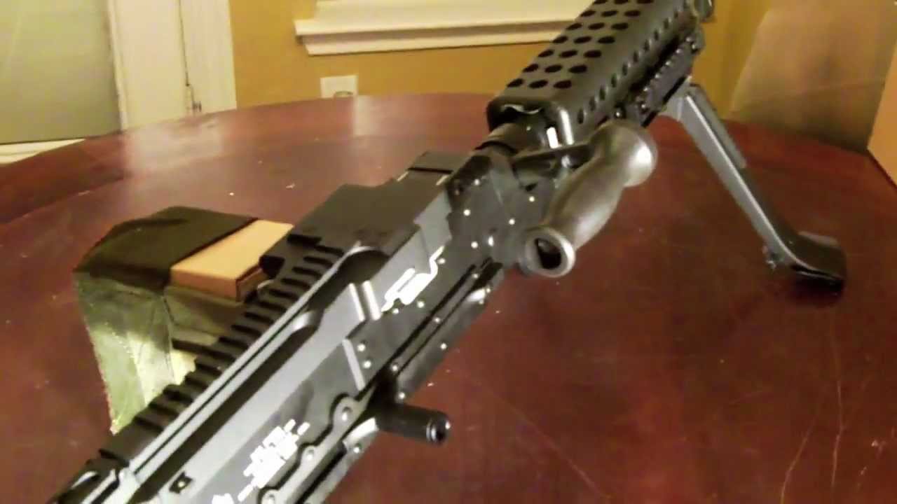 Airsoft M240 Bravo - YouTube