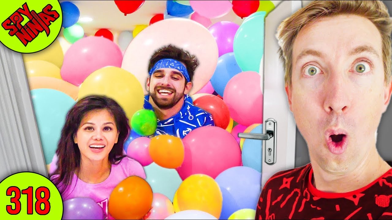 I SURVIVED the Extreme BALLOON Room Challenge to Find Buried Treasure ...