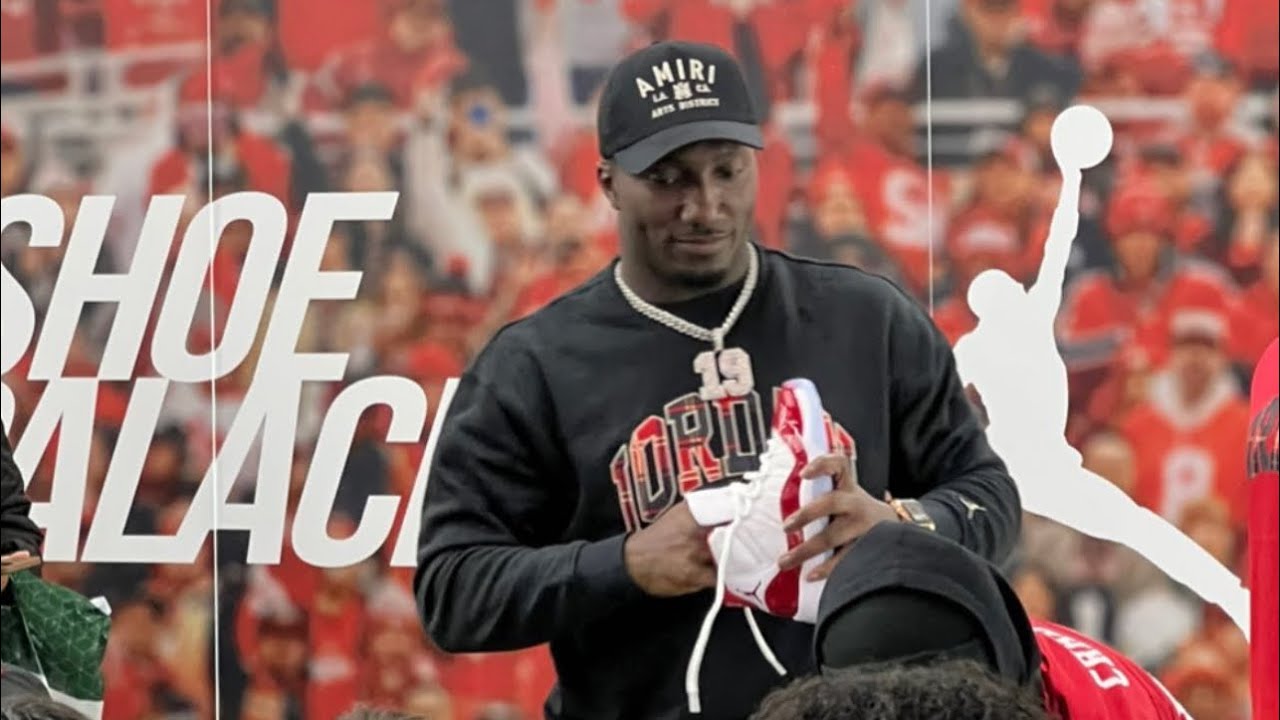 49ers Deebo Samuel gifts kids new Jordan cherry red 11’s & field passes ...