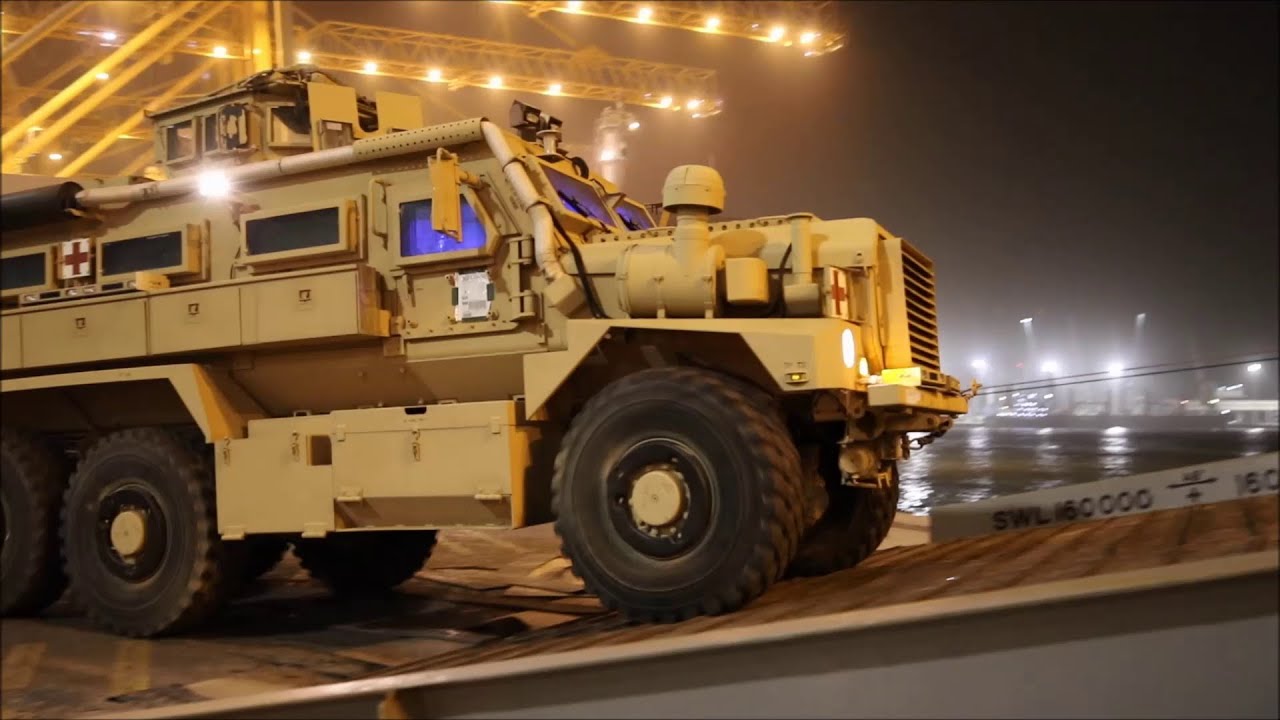 U.S. Marine Corps Equipment Loaded at Port of Shuaiba, Kuwait - YouTube
