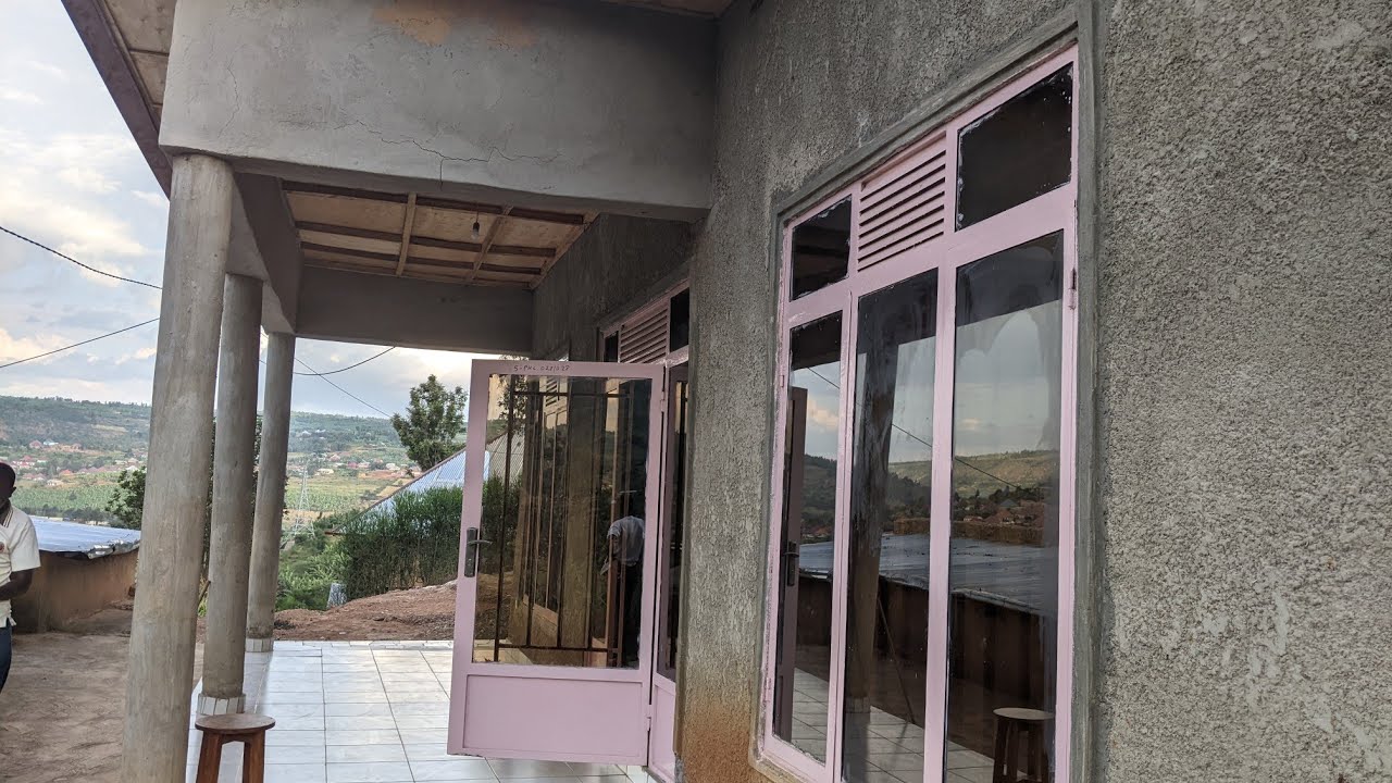 Ese waruziko ku 9.500.000Frw wagura inzu cadastrale y'amakaro hose yo ...