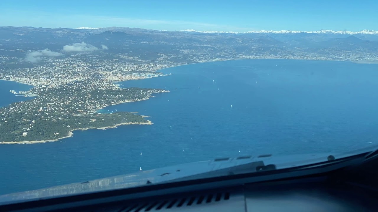 Landing In Nice (NCE) - Visual approach 04R Timelapse - Cockpit view ...