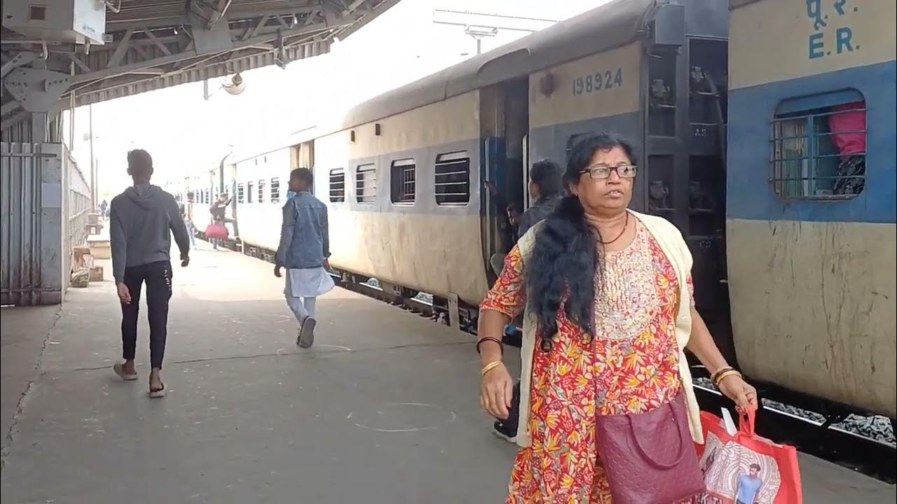 Up Sealdah - Godda Memu Passenger train is arriving and leaving towards destination # Video ...
