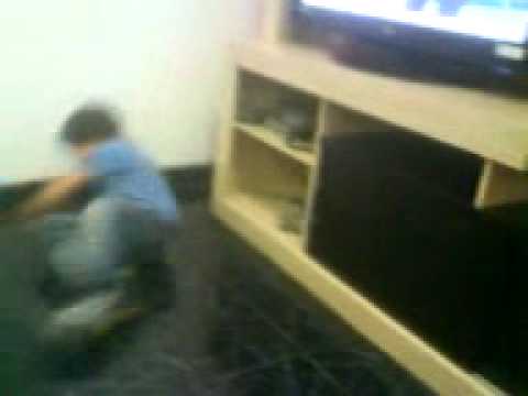 Justin bieber (mirim) dançando funk