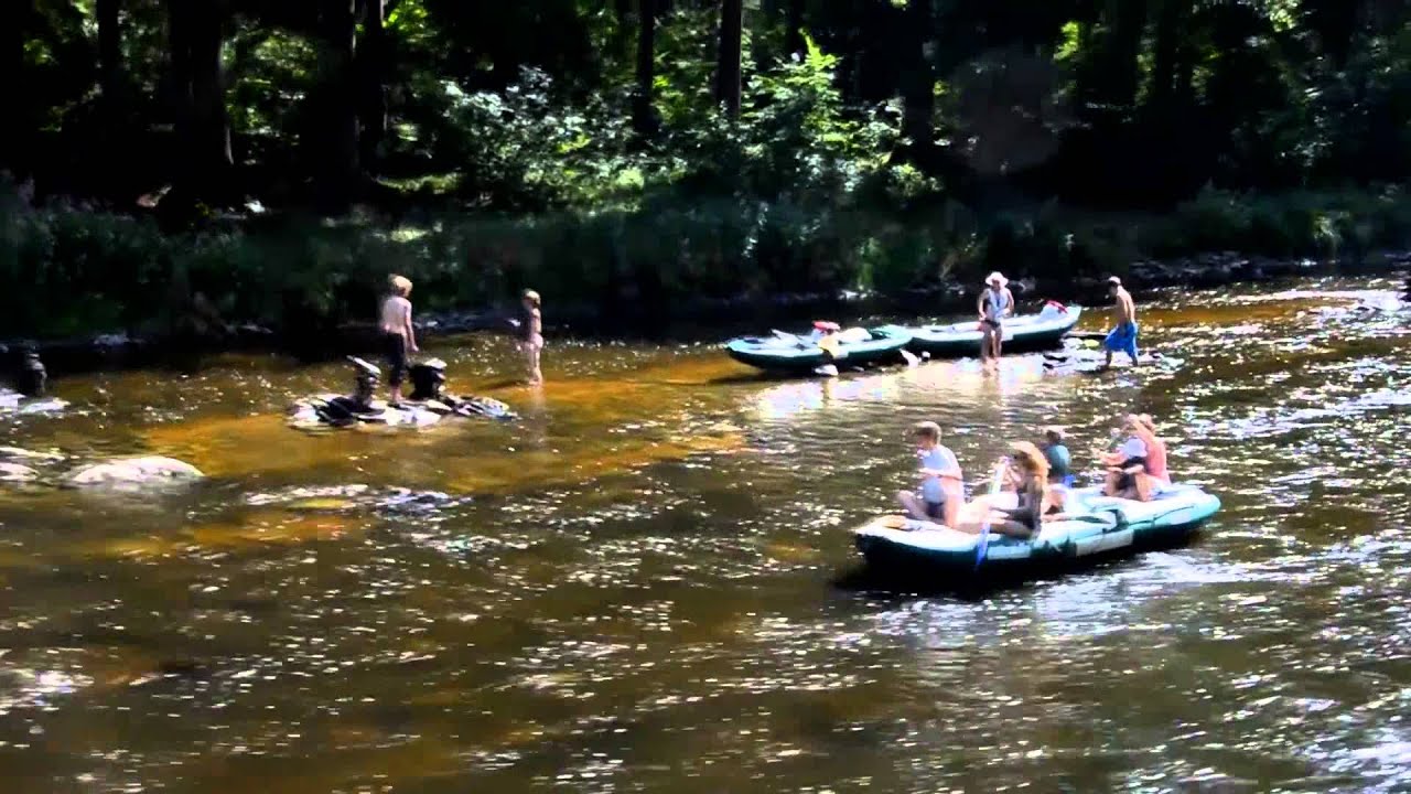 Vltava - splutí Vltavy a jejích jezů, Kanak - Vodáci na Vltavě - YouTube