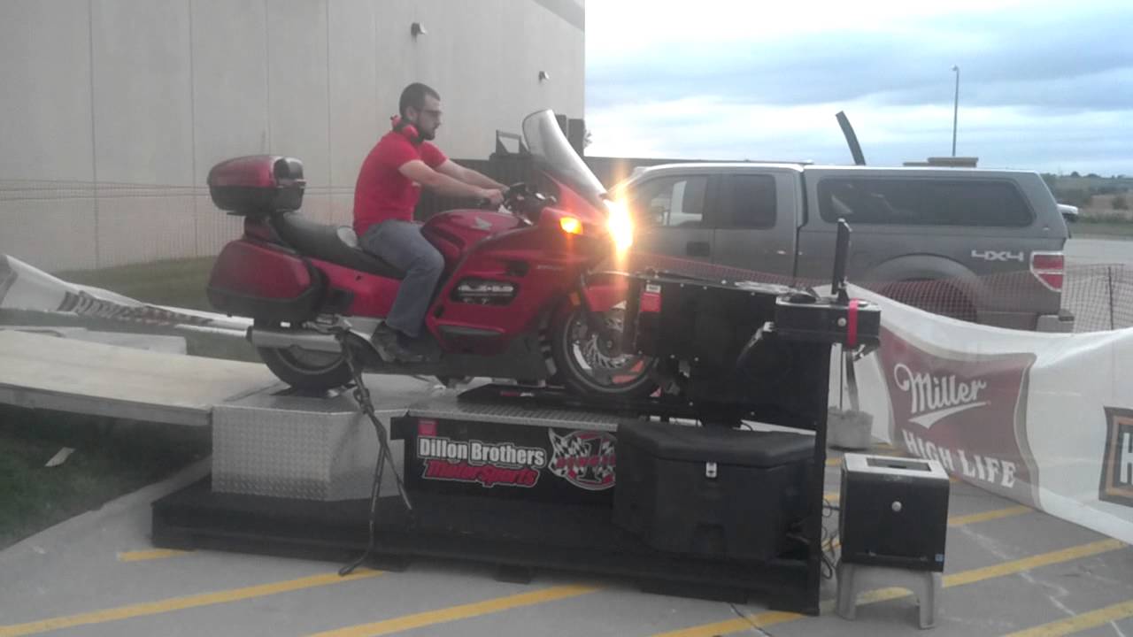 1993 st1100 dyno run - YouTube