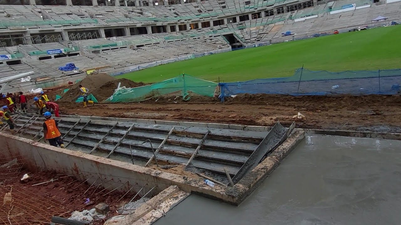 4K pengecoran bench pemain & kursi pejabat VVIP sudah dipasang Jakarta ...