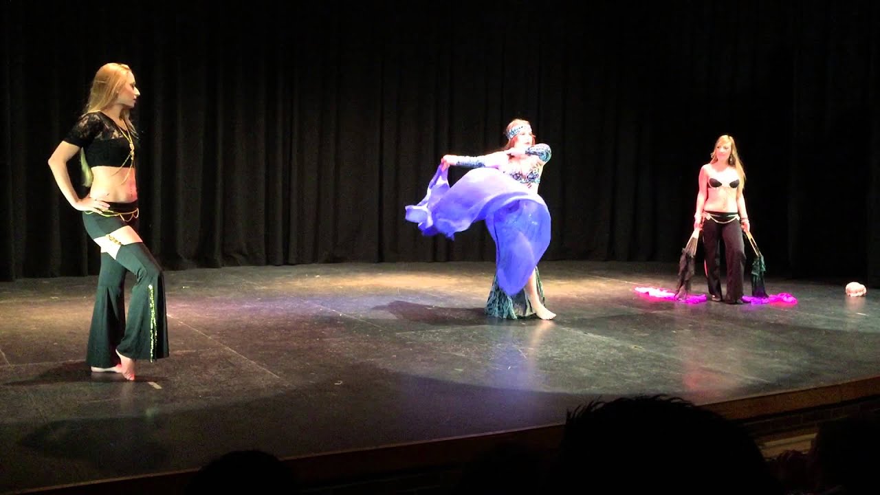 Sandra Zarate desfile segunda parte - YouTube