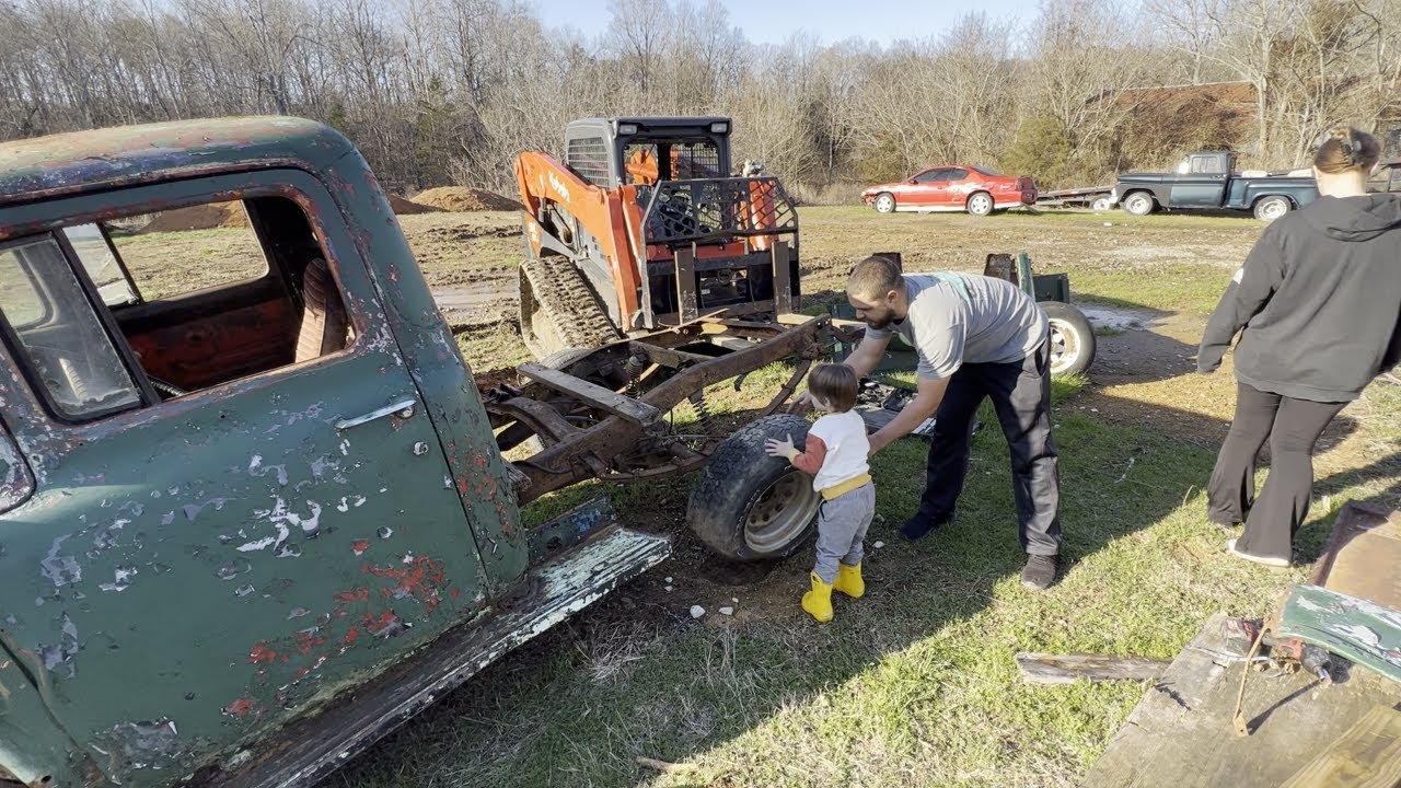 '56 Ford F100 Project Part 3- Changing Wheels and Tires with my 3 year ...