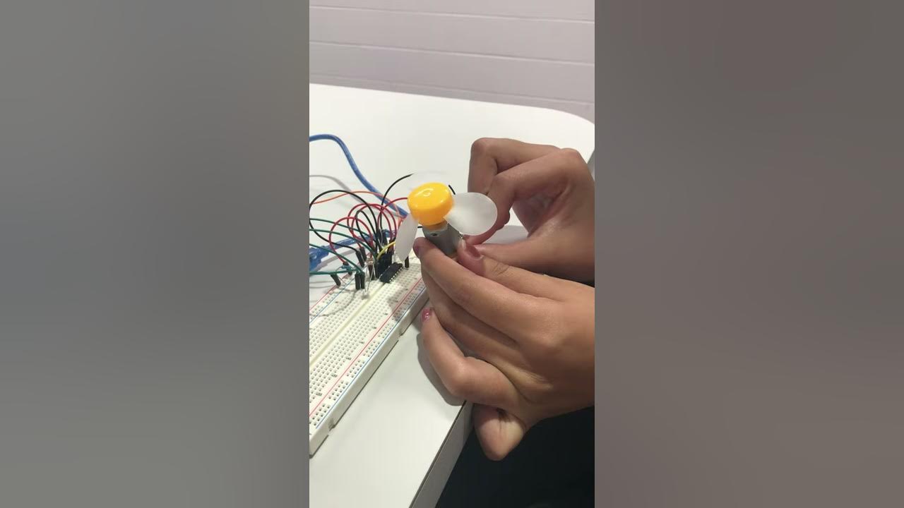 Arduino Assignment 6 exercise 2 - YouTube