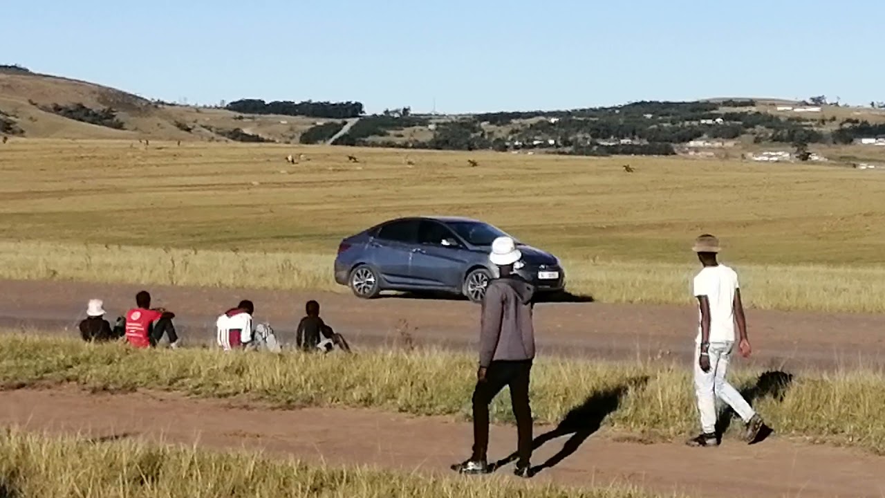 Nkandla-Mona rural horse racing - YouTube