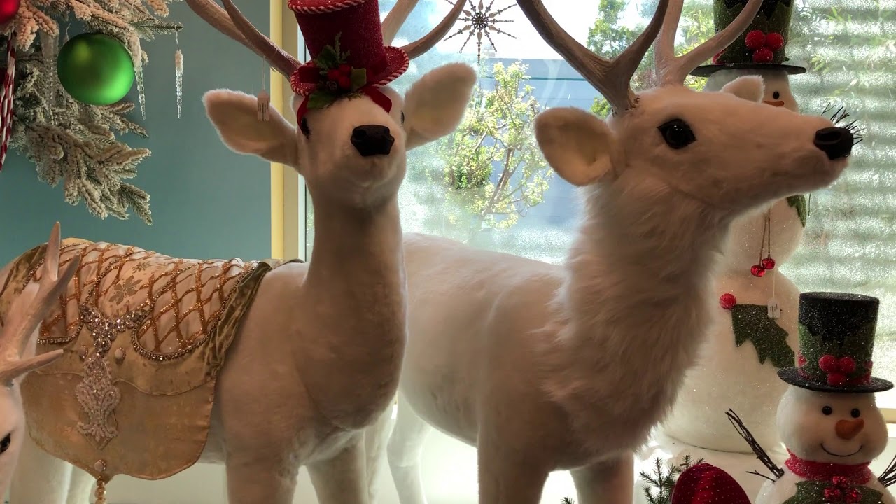 Animated Musical Snow Deer - YouTube