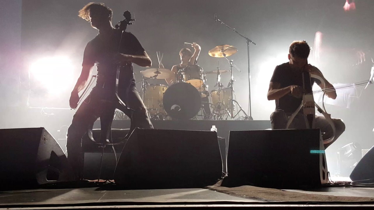 2CELLOS Trooper Live Sao Paulo - YouTube