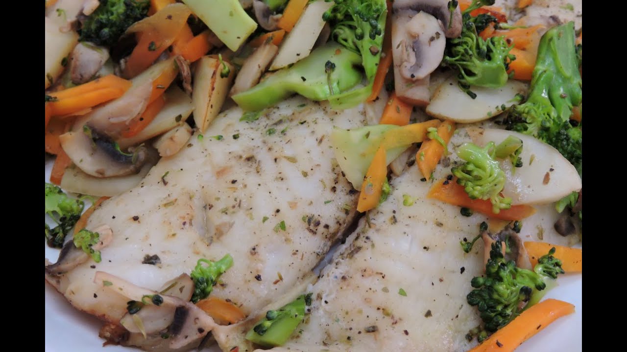 Pescado y verduras a las hierbas CERO GRASA.- RecetasdeLuzMa. - YouTube