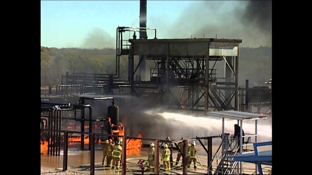 Industrial Emergency Response Brigades Training at TEEX - YouTube