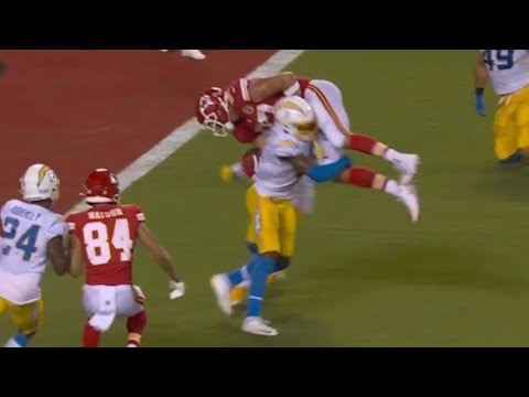 Derwin James BODY SLAMS Travis Kelce! (Chargers vs Chiefs 9/15/22 ...