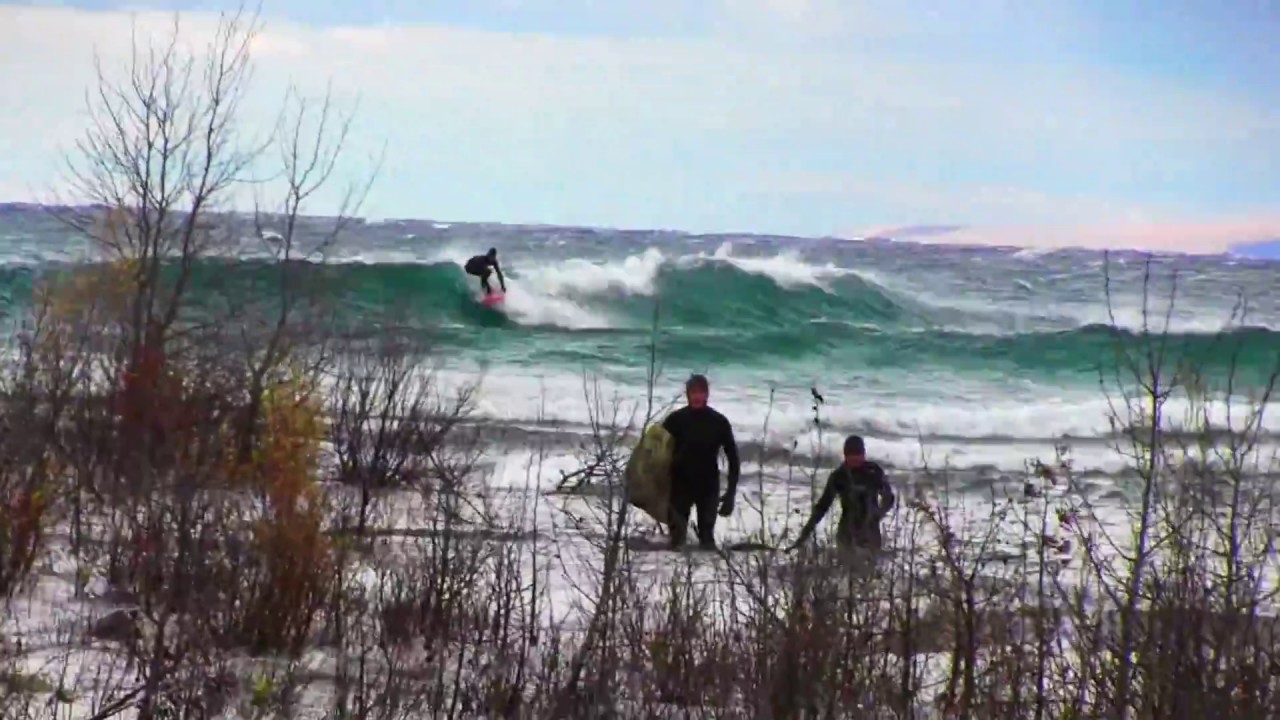 Great Lake Surfing Videos: Offshore Winds - YouTube