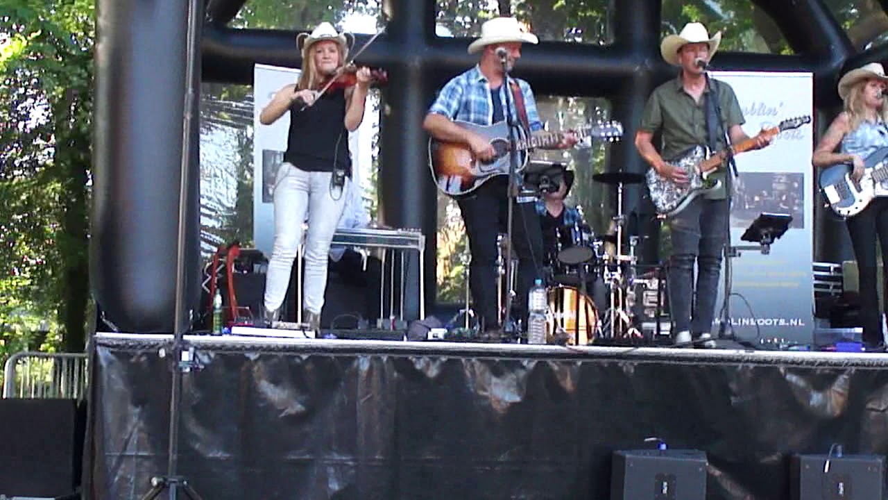 Leek, Borderline Country Festival, 29-06-2019 014, Ramblin Boots - YouTube