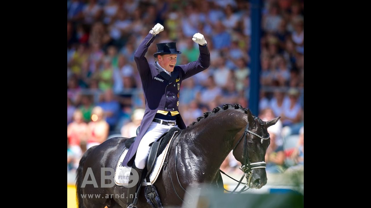 Matthias Alexander Rath wint Grand Prix CHIO Aken met Totilas - YouTube