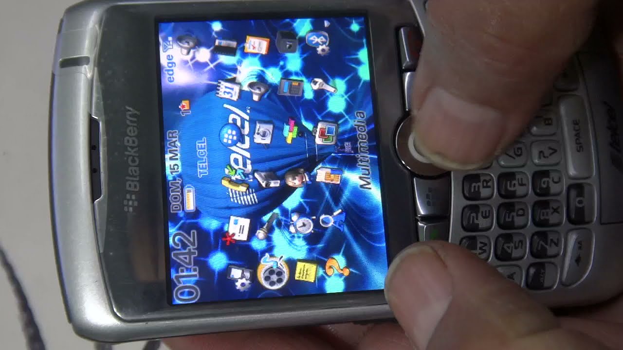 Blackberry 8300 - YouTube