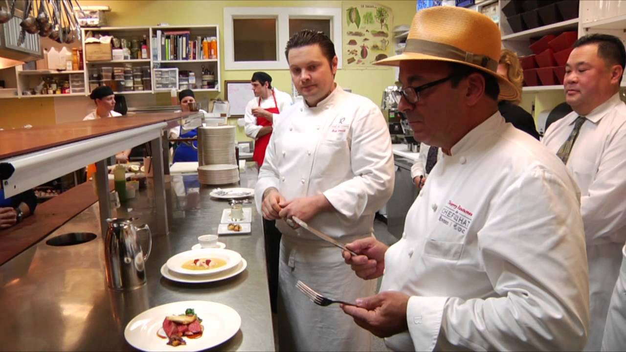 Kitchen Circus - Dinner 2 (S1E2) - YouTube