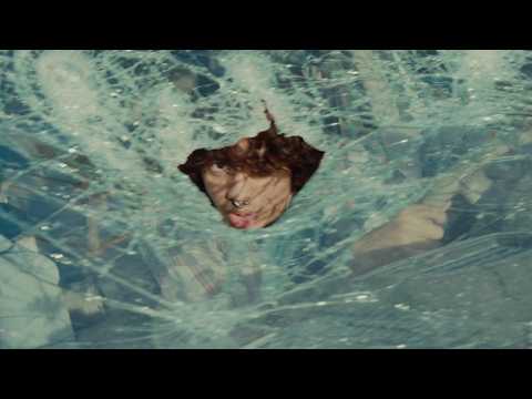 bunii - crash (Official Music Video)