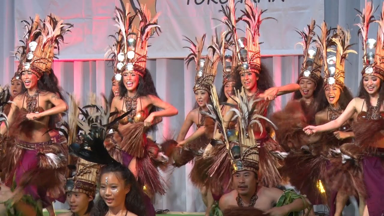 TAVAKE REREATA - Love Hawaii Collection 2016 - YouTube