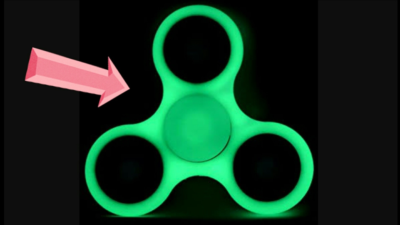 What's Inside A Glow In The Dark Fidget Spinner?!? - YouTube