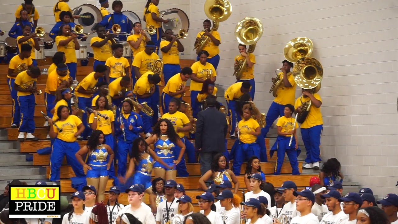 Selma High School Band I "Marching Saints" - YouTube