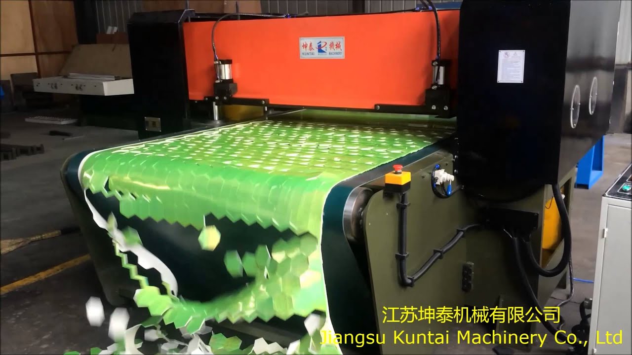 Automatic Hydraulic Press Die Cutting Machine with Conveyor Belt for ...