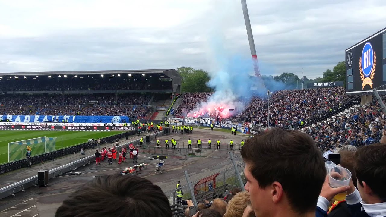 Karlsruher SC - Hamburger SV (Pyro HSV Relegation 2015) - YouTube