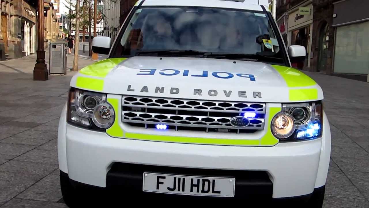 Nottinghamshire Police - Land Rover Discovery 4 Armed Response Vehicle ...
