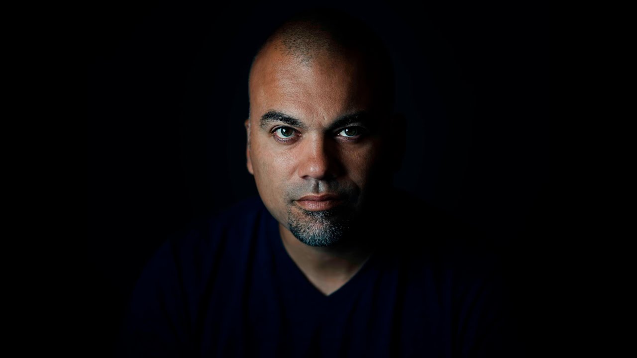 How To Shoot A Dramatic Portrait In A Small Room YouTube how-to-shoot-a-dramatic-portrait-in-a-small-room-youtube