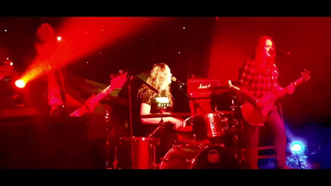 Voodoo Lake - Turn it up - YouTube