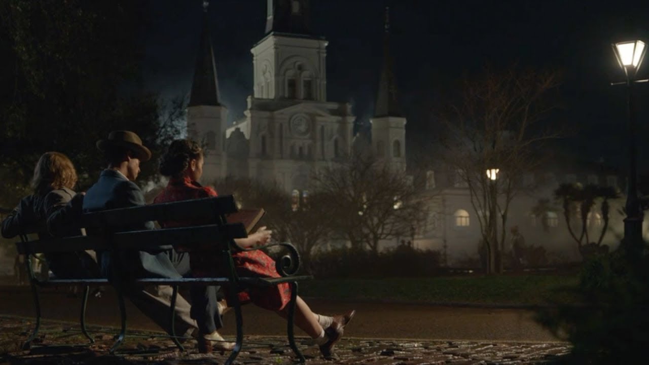 "Four legs for Louis, and two legs for Claudia?" | Interview With The ...