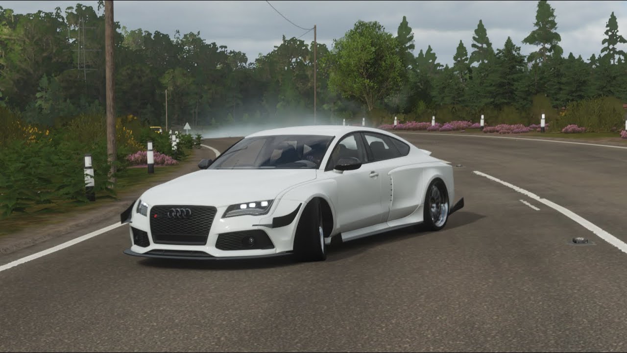 AUDI RS7 C7 DRIFTING - YouTube