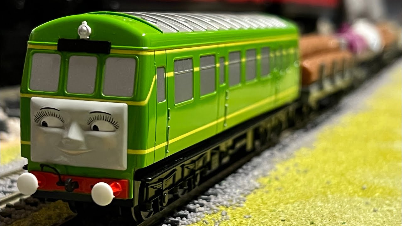BACHMANN DAISY PULLING A FREIGHT TRAIN | THOMAS AND FRIENDS OO MODELS ...