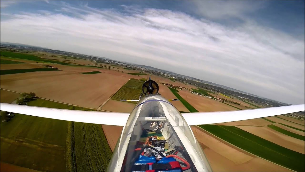 GOPRO-Hero3+mit LF-Technik-Jet-Extender Acro 10, montiert auf Graupner ...