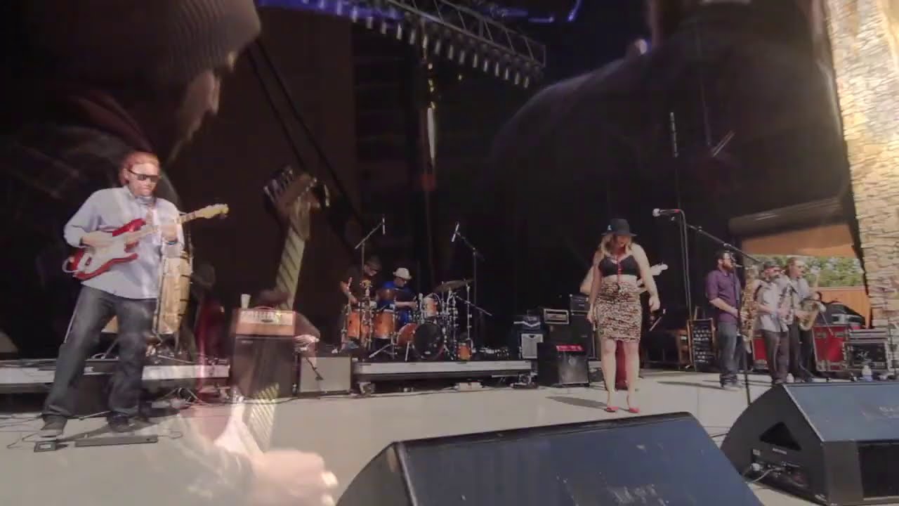 Guitar playing reel - YouTube