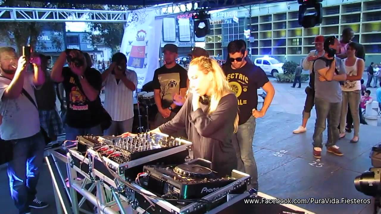 DJ Melissa O -Sept 11, 2011-Cartago Music Festival // www.Facebook.com ...