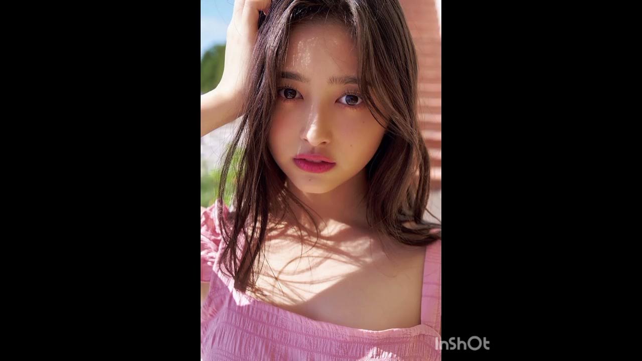 乃木坂46井上和、ランジェリー姿で寝そべる接近ショット 1st写真集先行カット解禁 - YouTube