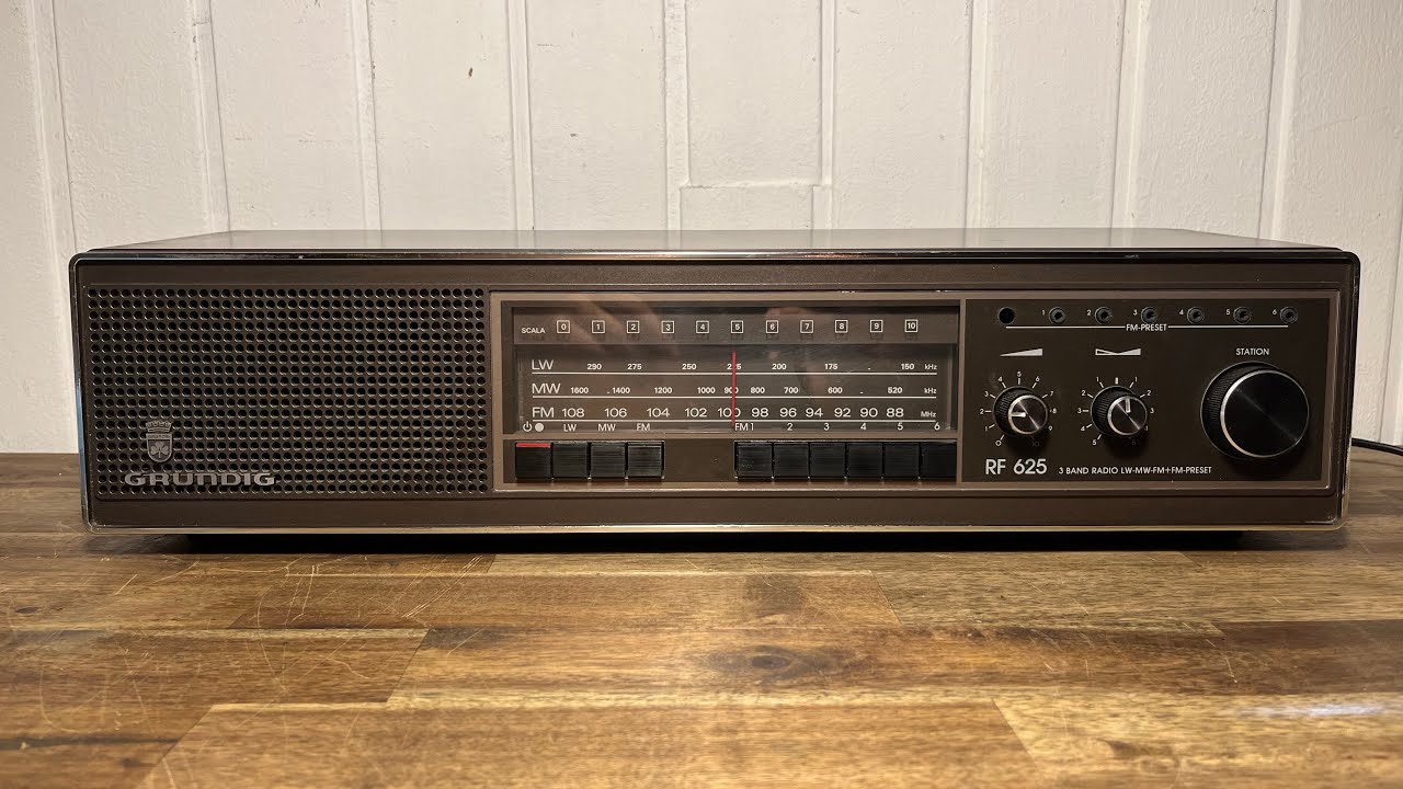 Radio Grundig RF 625 - YouTube