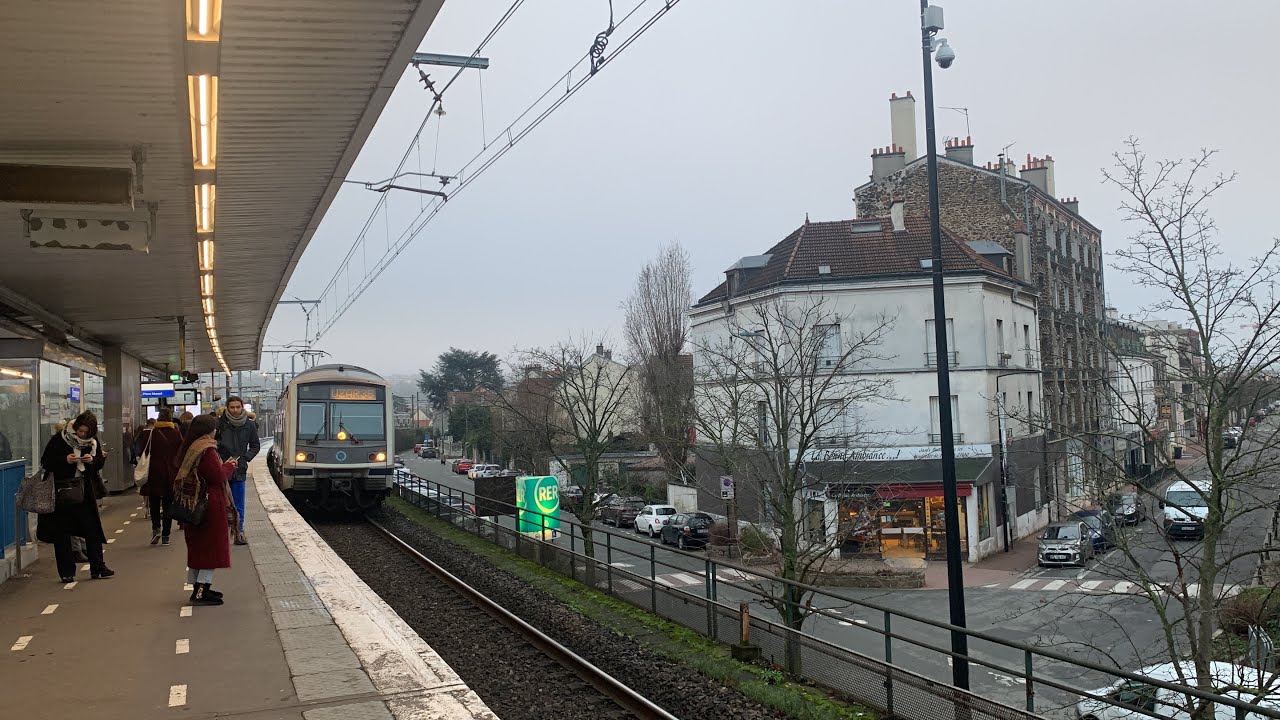 RER-A MI2N ALTEO en gare de Champigny-Saint-Maur - YouTube